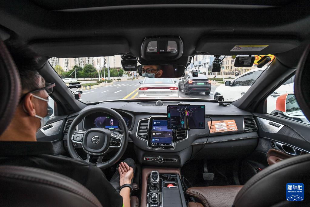 スマートコネクテッドカーが試験運用を開始 広州市