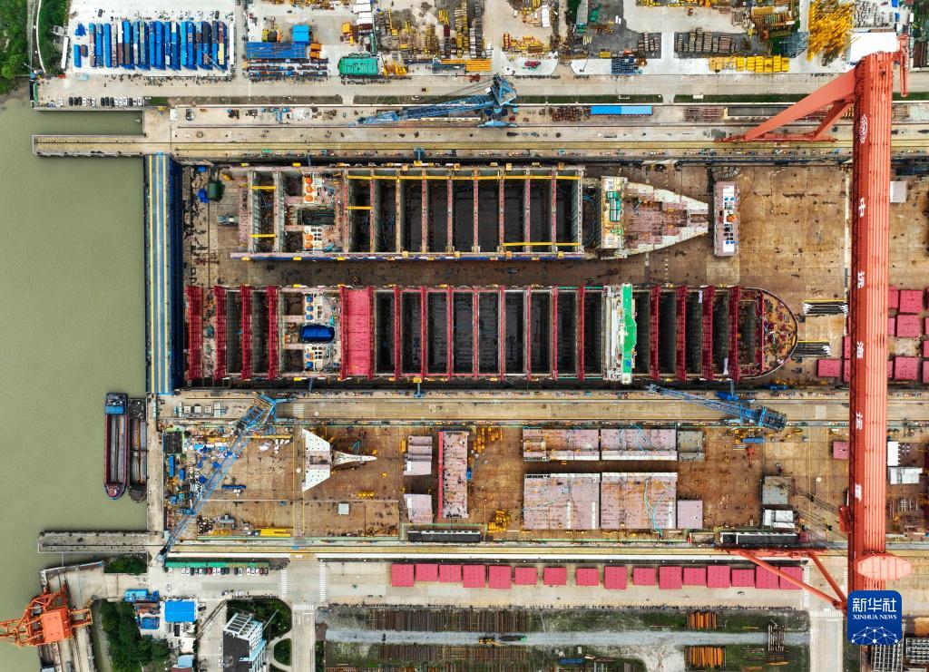 中国江蘇省の造船会社、国内外の受注に対応